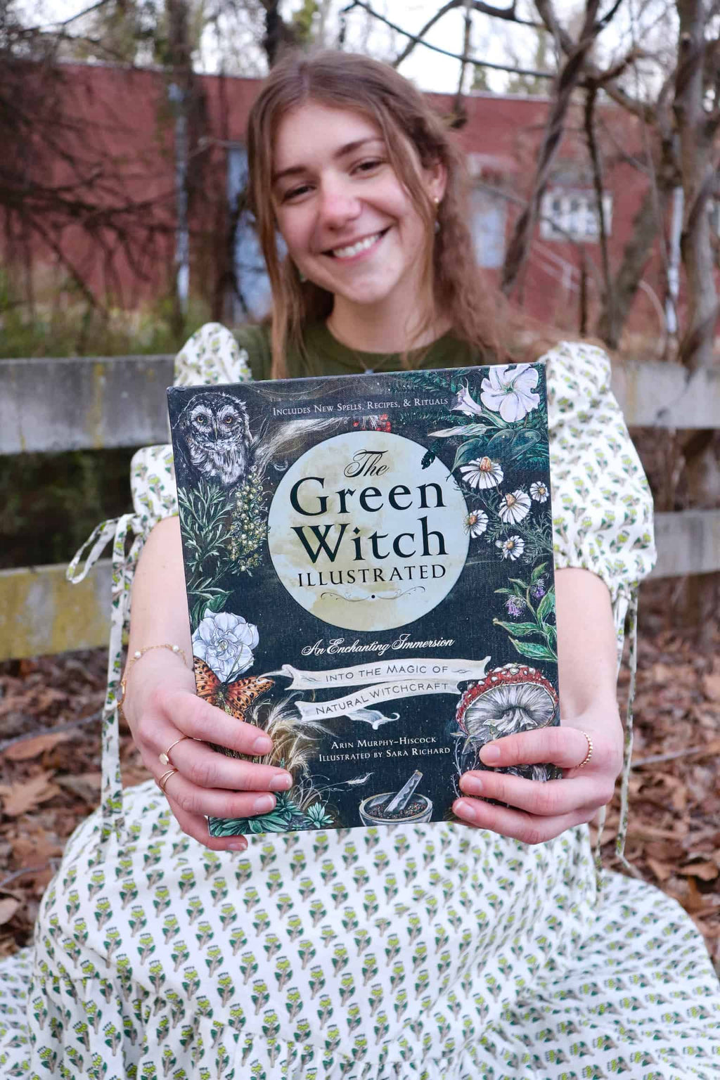 Green Witch Illustrated by Arin Murphy-Hiscock – The Boho Depot